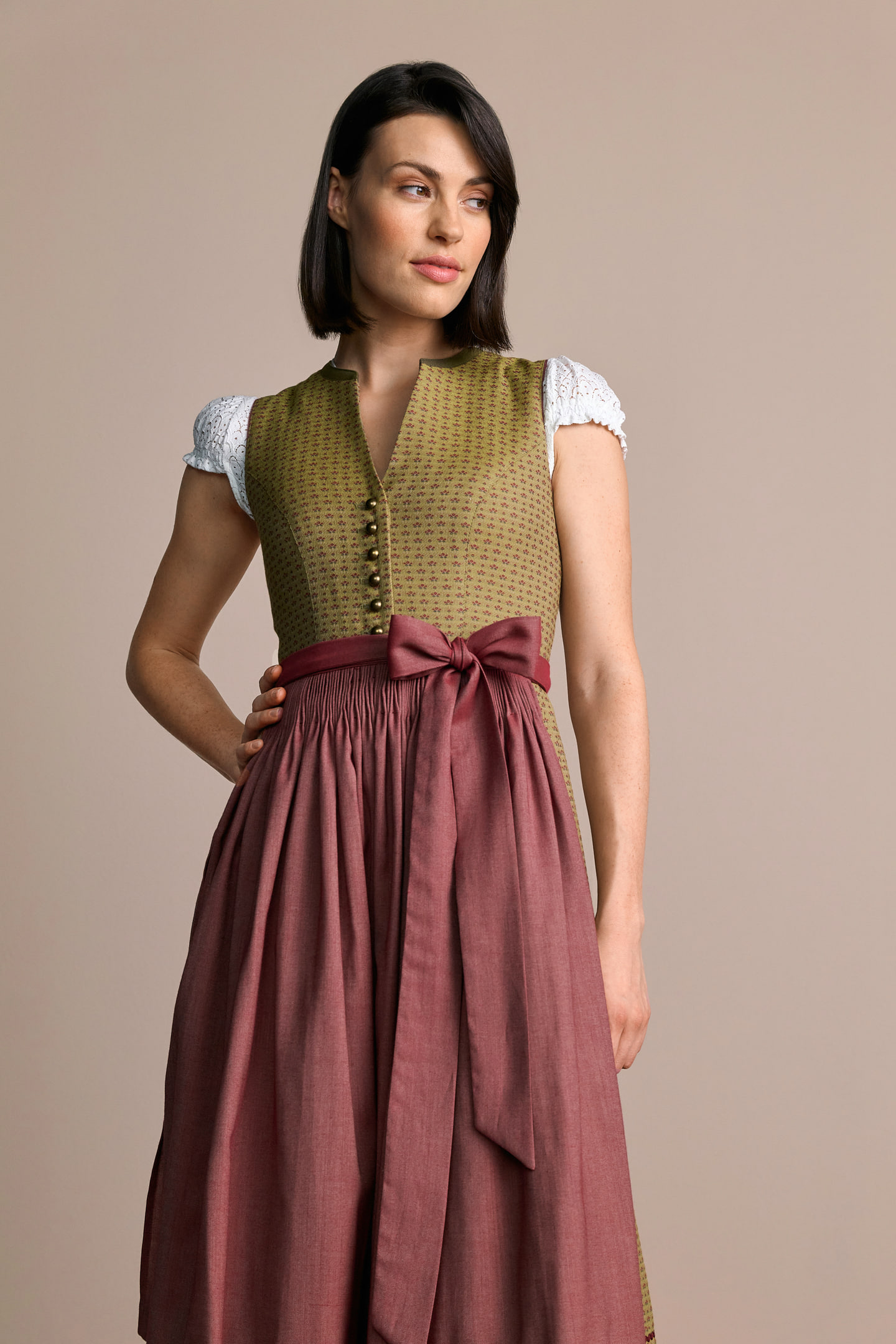 Dirndl Violet (70cm) in gelb im Julia Trentini Online Shop