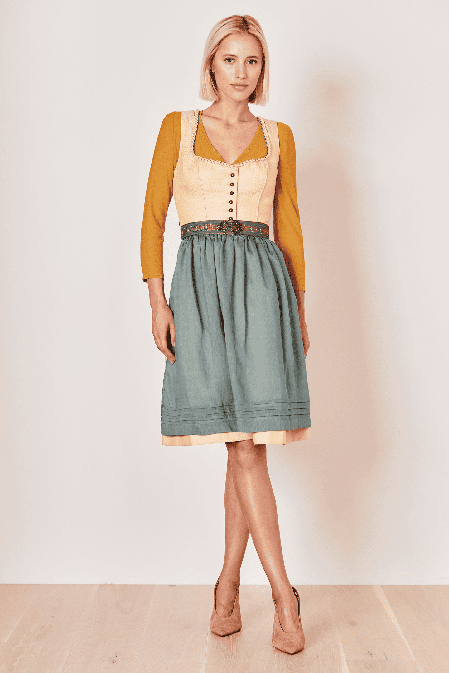 Dirndl Lotta (60cm) in yellow in Julia Trentini Online Shop