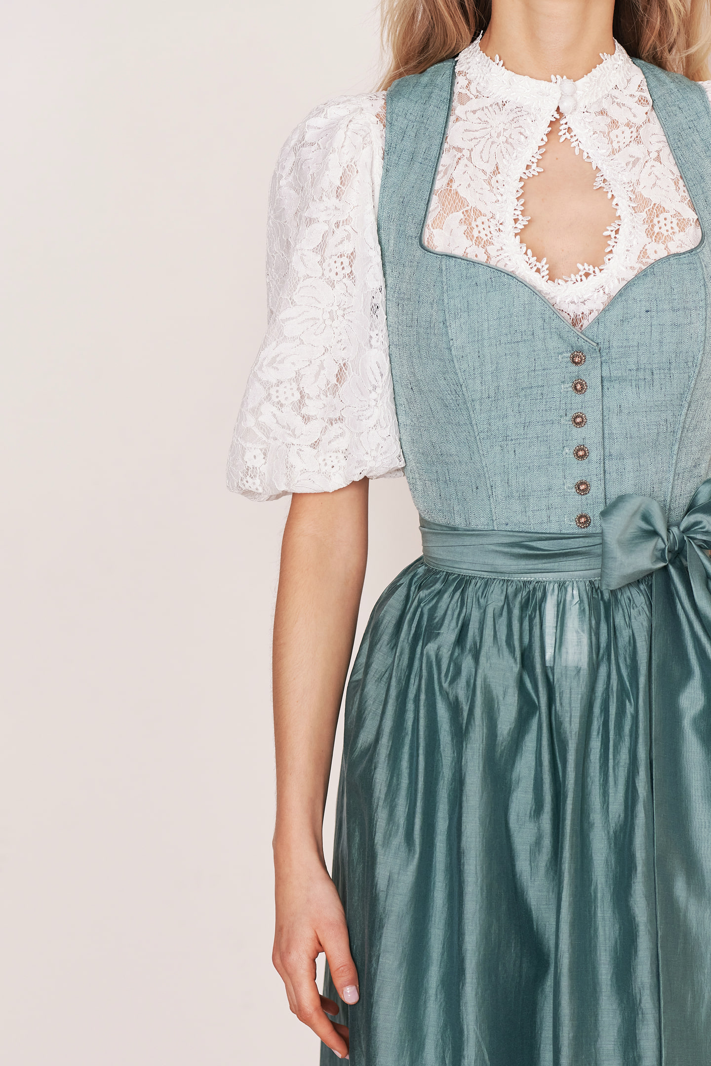Dirndl Astrid (60cm) in turquoise in Julia Trentini Online Shop